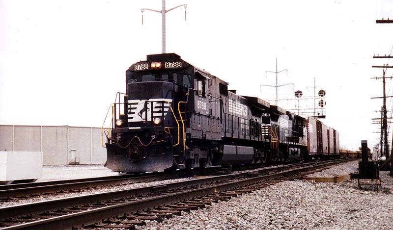 9-40C #8788 & 9-40CW #9263: The GreatRails North American Railroad Photo Archive