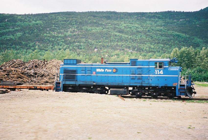 DL535E/W (wide cab) #114: The GreatRails North American Railroad Photo Archive