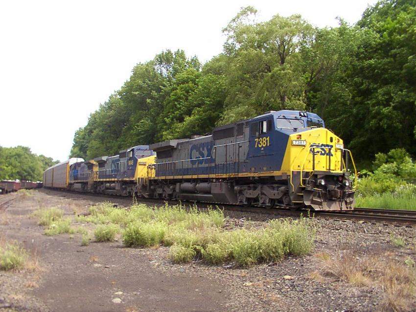 CSX #7381 East Bound Auto Rack Manifest Chester Mass June 5th 2004: The GreatRails North ...