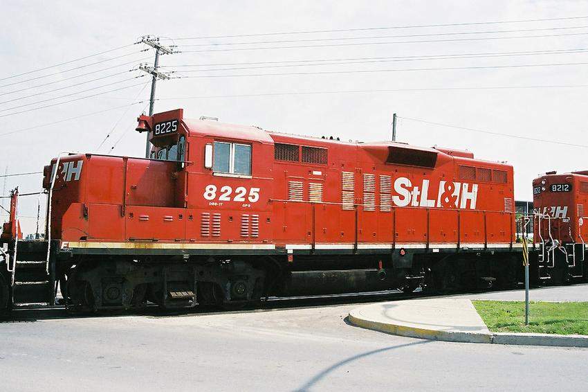 StL & H 8225 (GP9): The GreatRails North American Railroad Photo Archive