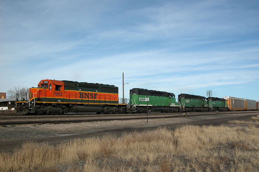 BNSF 7862 leading a unit train of car carriers: The GreatRails North American Railroad Photo Archive