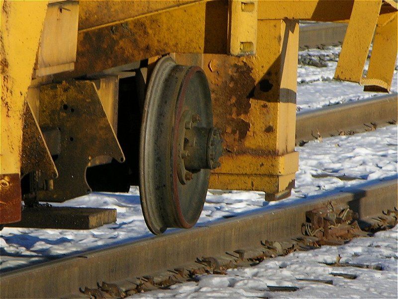 GRS Plow 18203 Nearly Derailed in Pittsfield, ME: The GreatRails North American Railroad Photo ...