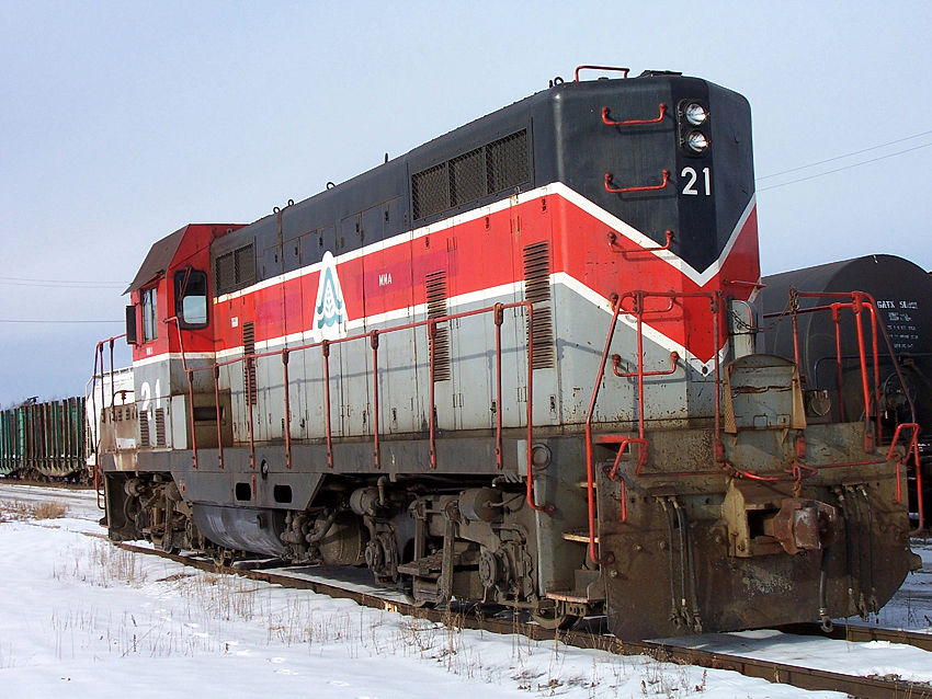 MMA 21 GP7u idling at NMJ: The GreatRails North American Railroad Photo Archive