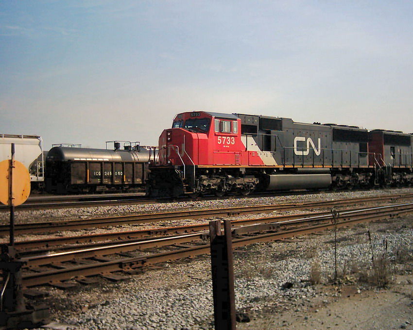 CN 5733: The GreatRails North American Railroad Photo Archive