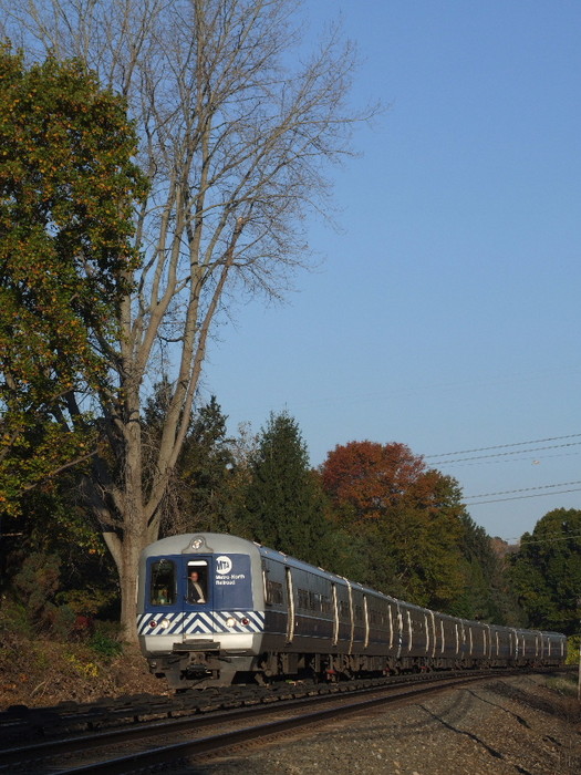 Metro North mutts at Kensico: The GreatRails North American Railroad Photo Archive