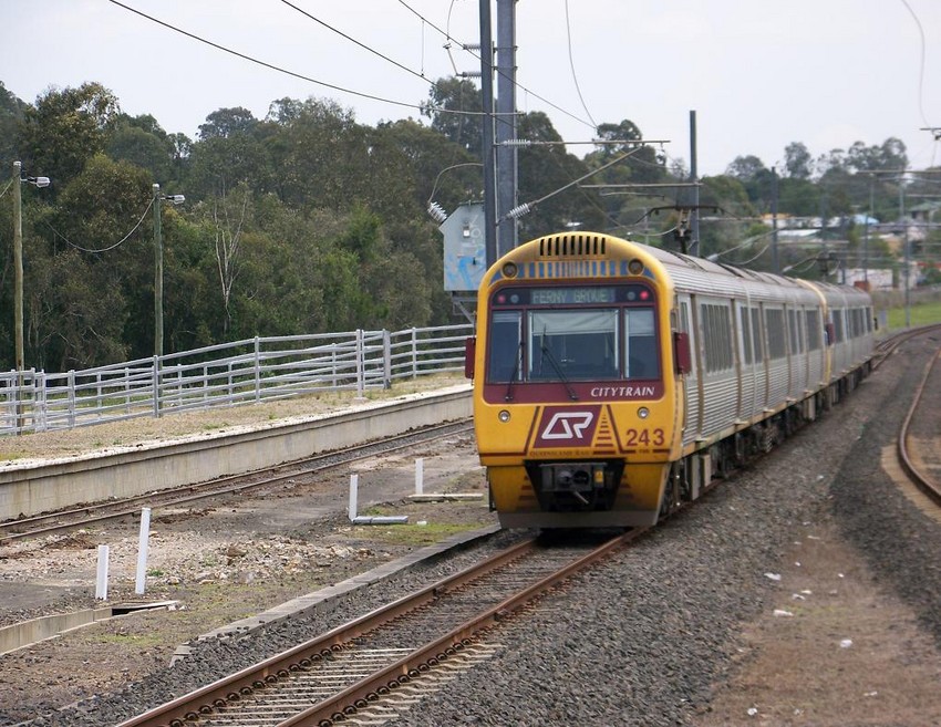 QR SMU-243: The GreatRails North American Railroad Photo Archive