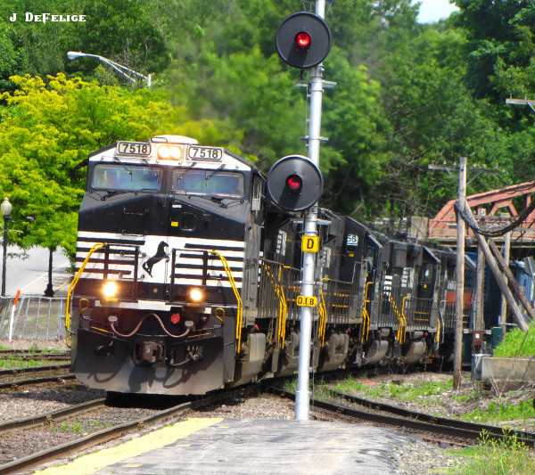 Empty Bow Coal Train: The GreatRails North American Railroad Photo Archive