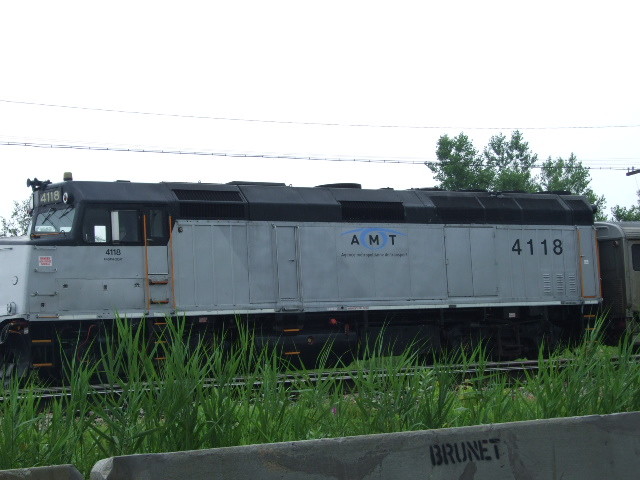 Amt 4118 F40PH-2CAT: The GreatRails North American Railroad Photo Archive