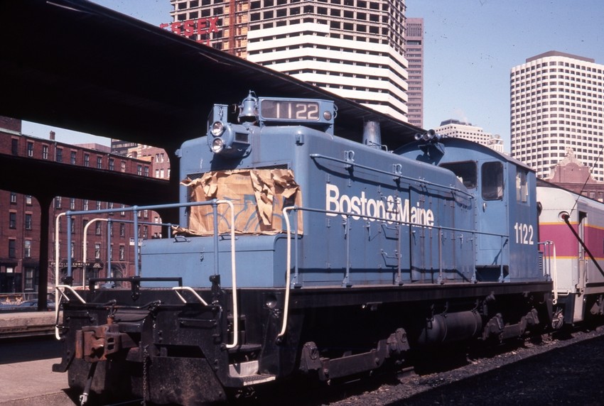 B&M SW1: The GreatRails North American Railroad Photo Archive