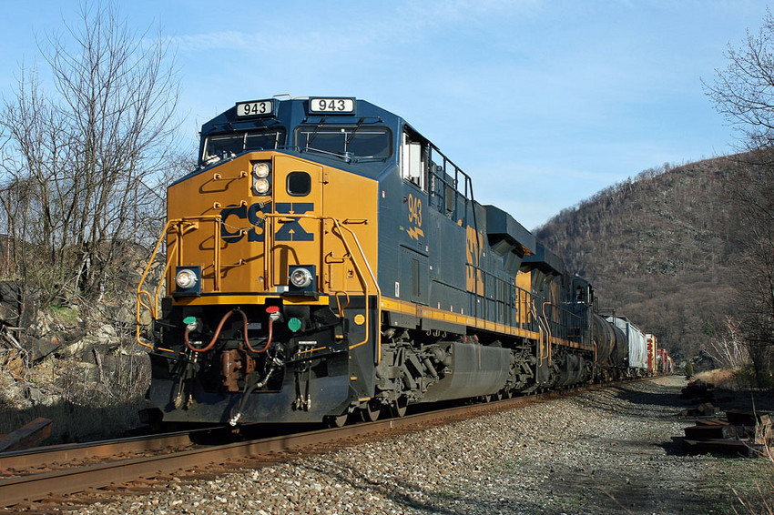 CSX 943 on Q-434: The GreatRails North American Railroad Photo Archive