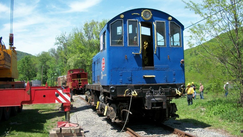 CMRR 407 (LIRR/SIRT 407) Move: The GreatRails North American Railroad Photo Archive