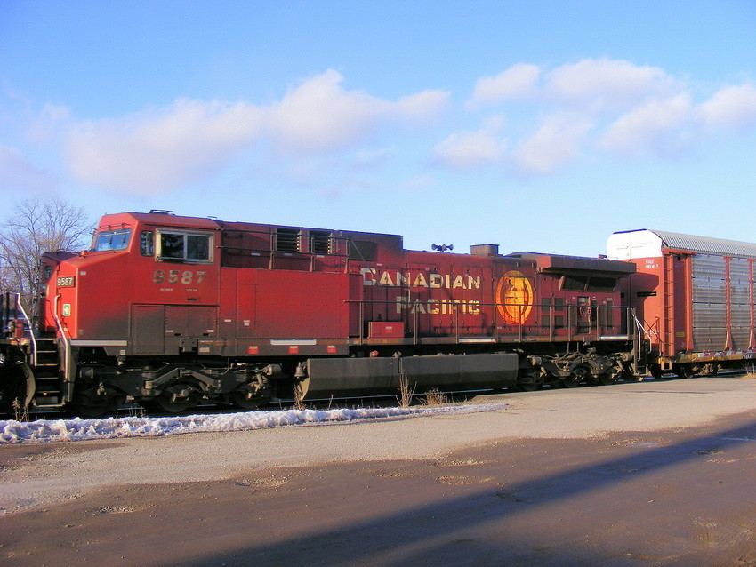 CP 9587: The GreatRails North American Railroad Photo Archive