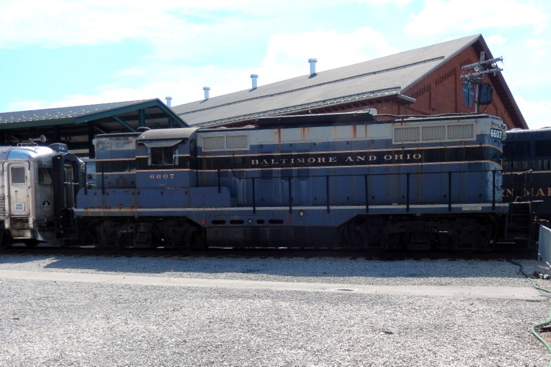 B&O GP9 #6607: The GreatRails North American Railroad Photo Archive