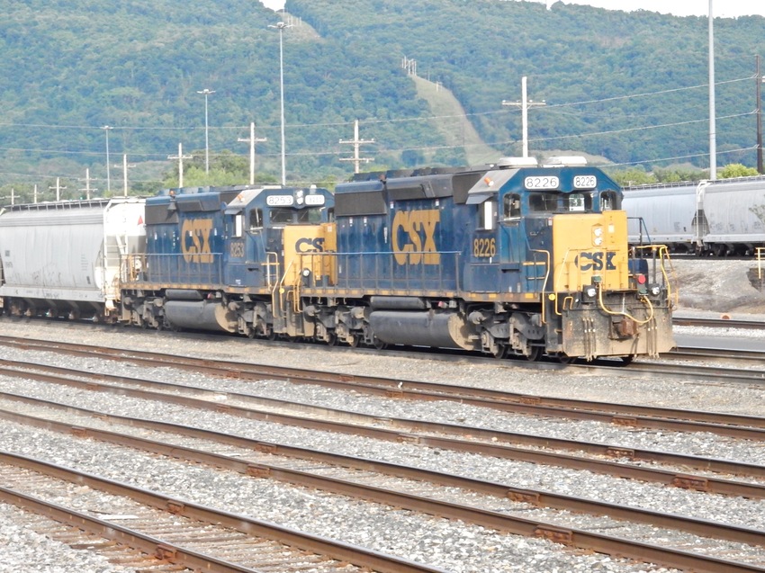CSX 8226 at Cumberland MD: The GreatRails North American Railroad Photo Archive