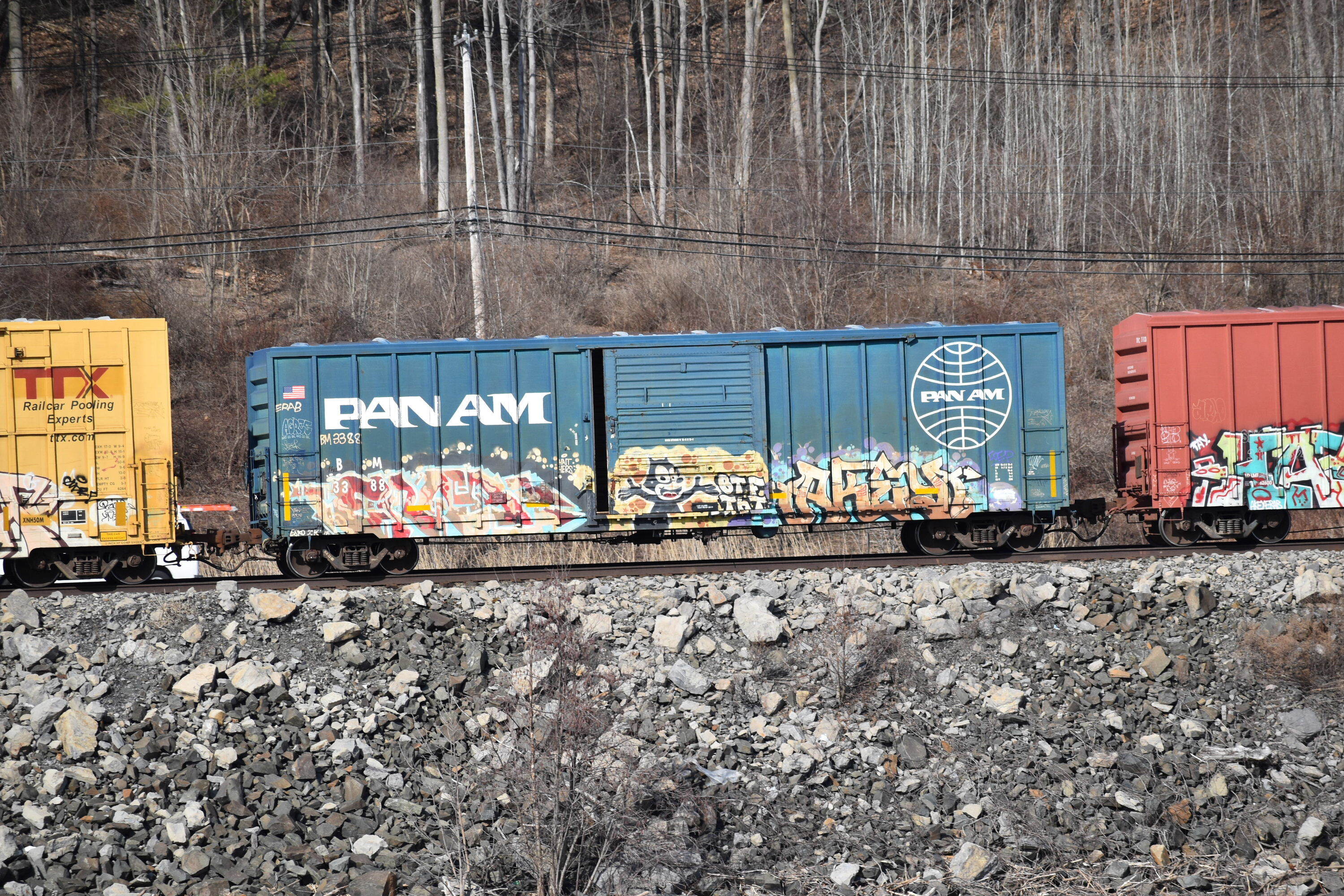 Random freight cars on CSX: The GreatRails North American Railroad ...