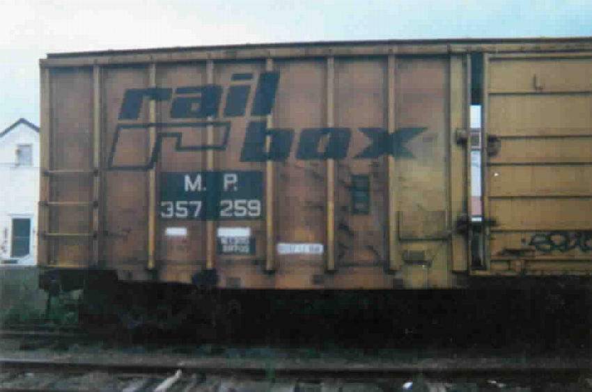 Railbox Boxcar end #1: The GreatRails North American Railroad Photo Archive