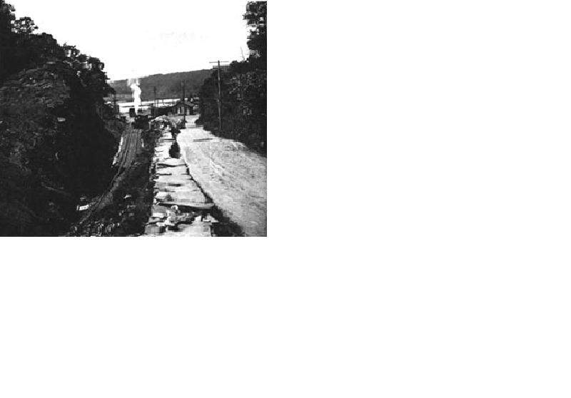 Train through Bolton Notch, CT: The GreatRails North American Railroad ...