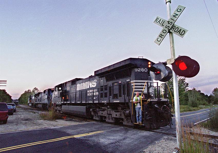 Coal train works the Bow power plant: The GreatRails North American ...