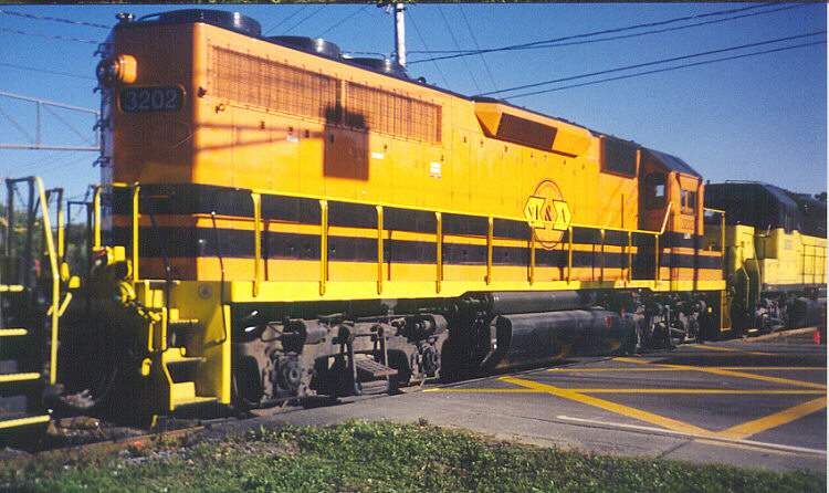 GNWR GP40 #3202: The GreatRails North American Railroad Photo Archive