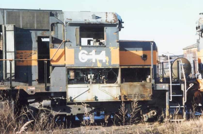 Springfield Terminal SD-35 614 awaits the torch: The GreatRails North ...