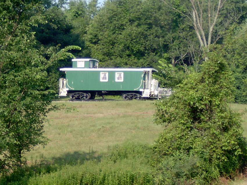 Backyard Caboose - Cabin: The GreatRails North American Railroad Photo ...