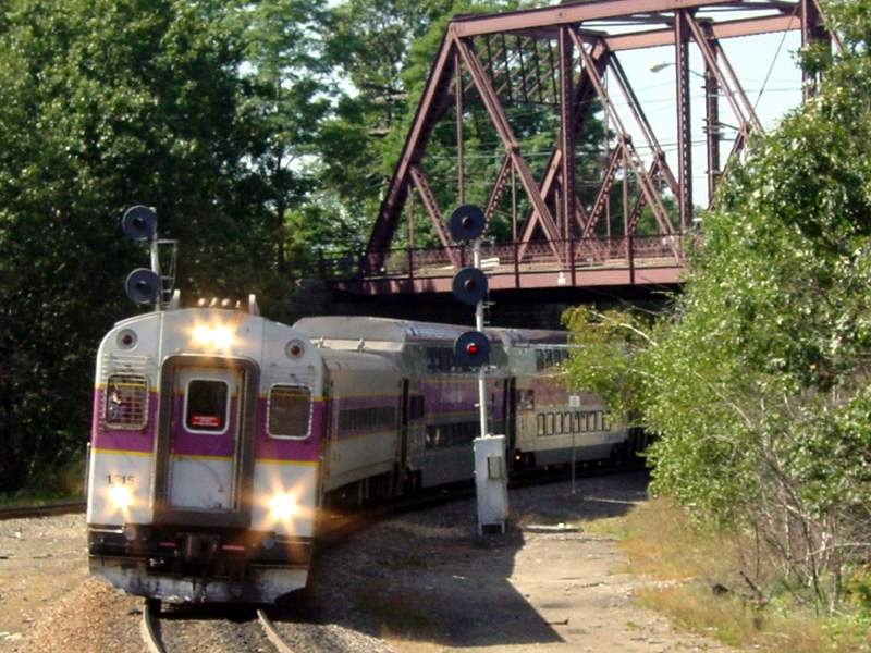 Inbound Franklin Line MBTA: The GreatRails North American Railroad ...