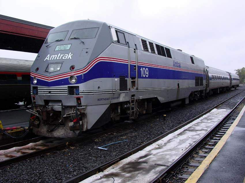 GE Dash 8-40BP in Springfield, MA: The GreatRails North American ...