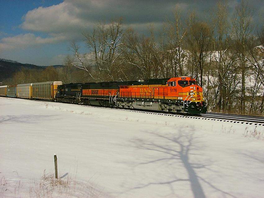 BNSF 5176 At Stone Quarry: The GreatRails North American Railroad Photo ...