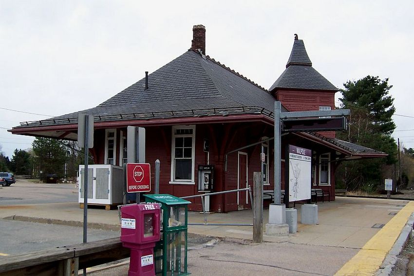 Walpole Mass: The GreatRails North American Railroad Photo Archive