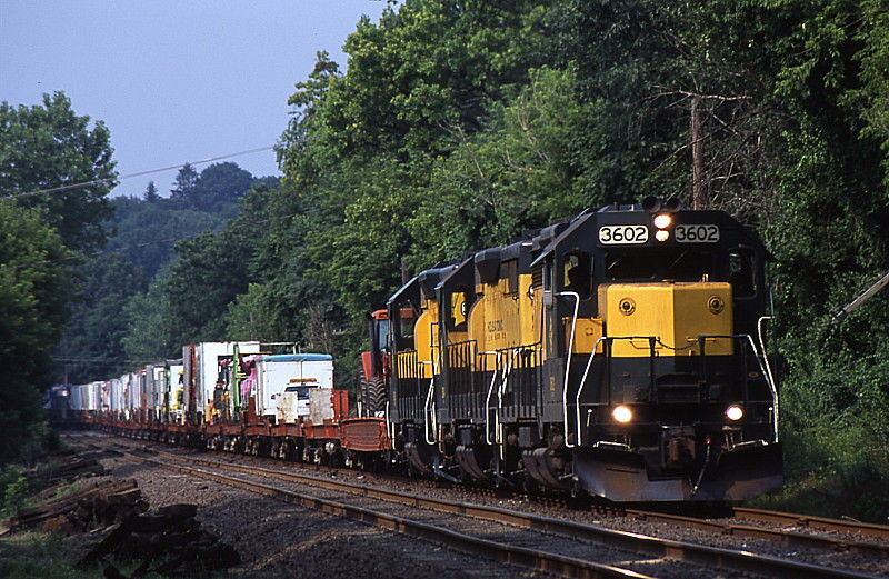 HRRC Carnival train at Danbury, Ct.: The GreatRails North American ...