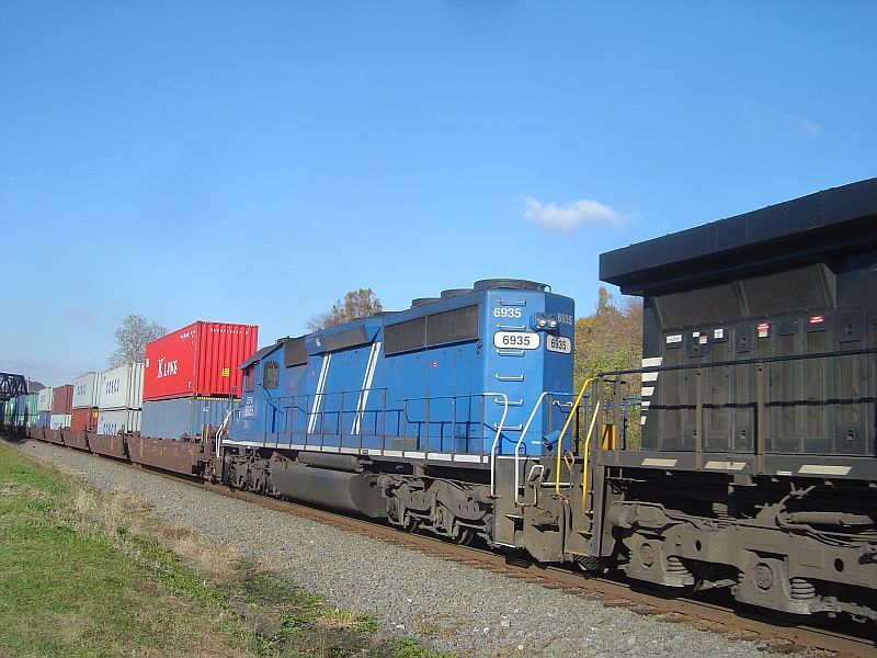 CEFX on 24V Phillipsburg: The GreatRails North American Railroad Photo ...