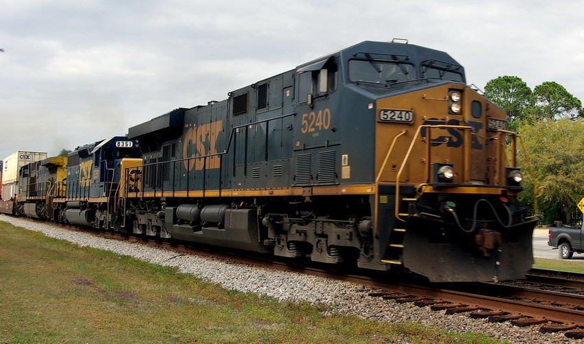 CSX 5240 & CSX 8351: The GreatRails North American Railroad Photo Archive