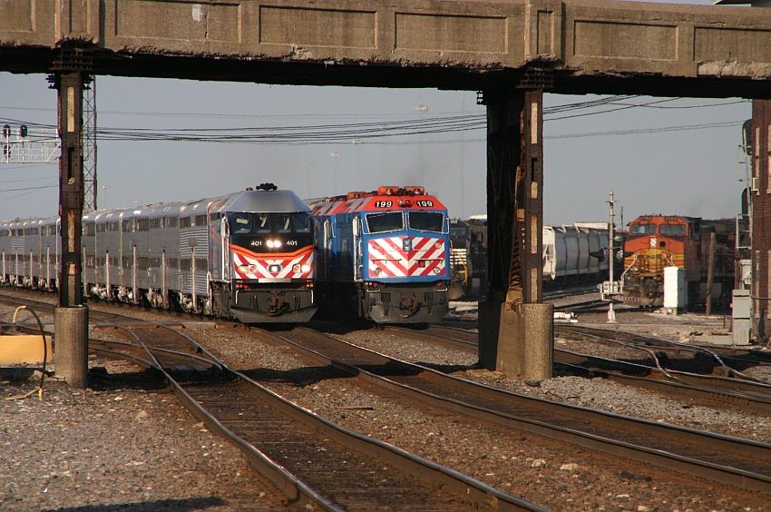 Metra 401 at Berwyn, IL: The GreatRails North American Railroad Photo ...