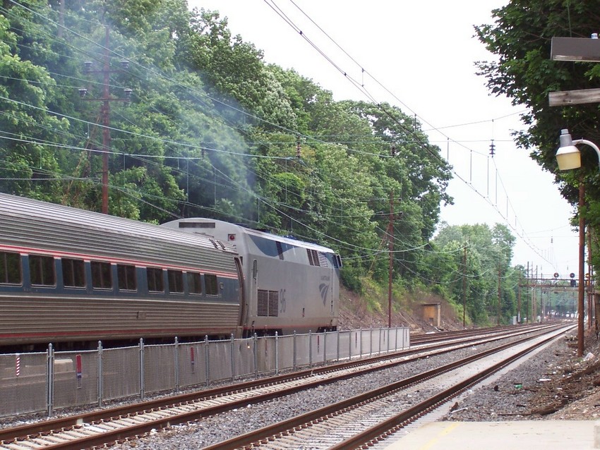Amtrak Genesis P42 engine # 96 departs Paoli: The GreatRails North ...