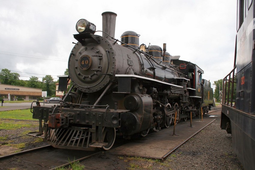 Connecticut Valley railroad and a look at an engine: The GreatRails ...