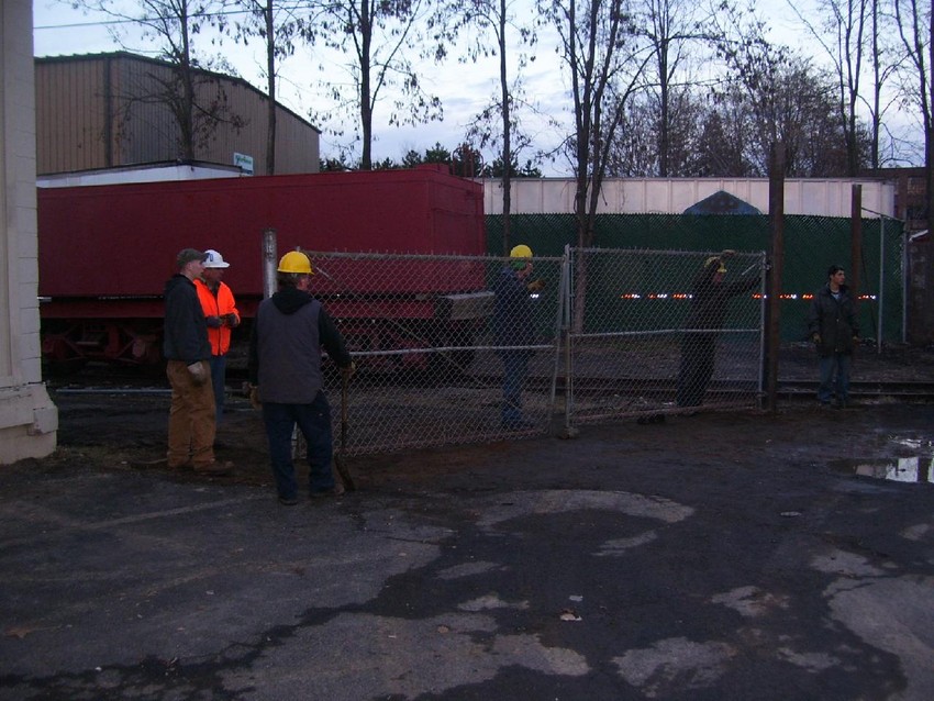 New Eastern Vehicle Gate for the Kingston Yard: The GreatRails North ...