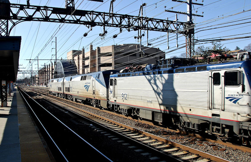 Amtrak Diesels Towing Train 95: The GreatRails North American Railroad ...