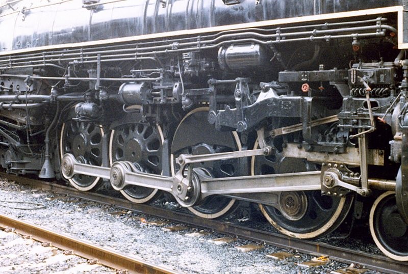 Drivers on C&O #614: The GreatRails North American Railroad Photo Archive