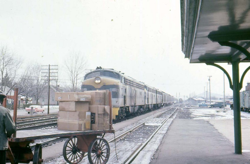 C&O Train #3 The Fast Flying Virginian: The GreatRails North American ...