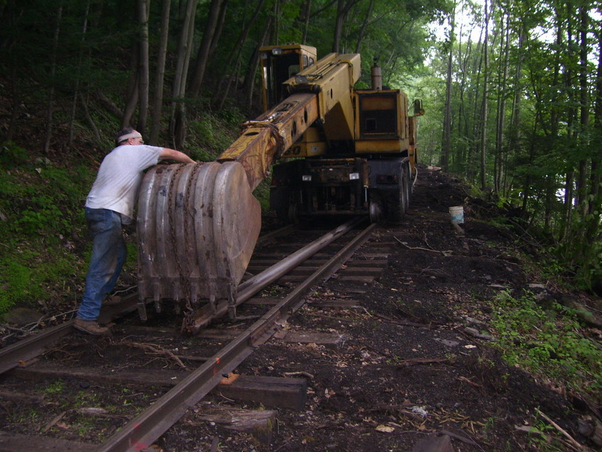 Setting Replacement Rail in Place at MP 22.65: The GreatRails North ...