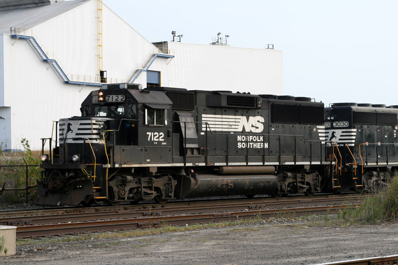 NS 7122: The GreatRails North American Railroad Photo Archive