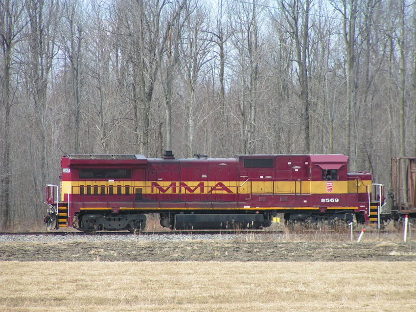 MMA #811 at Farnham , QC: The GreatRails North American Railroad Photo ...