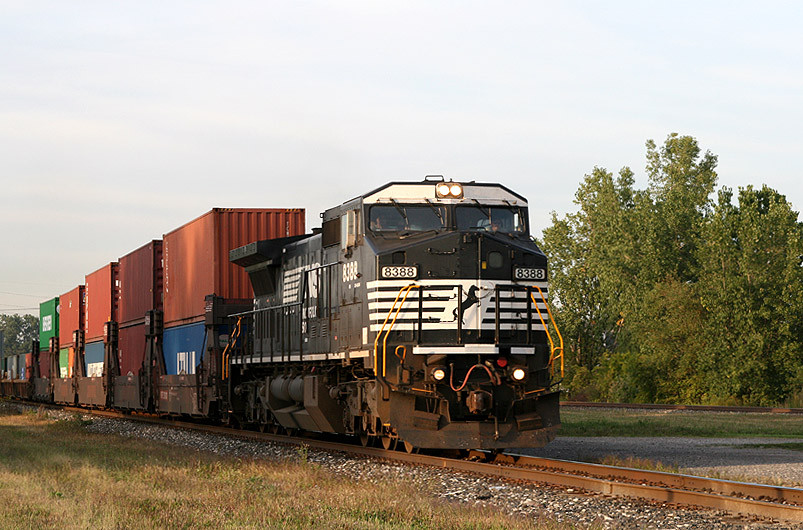 NS 8388: The GreatRails North American Railroad Photo Archive