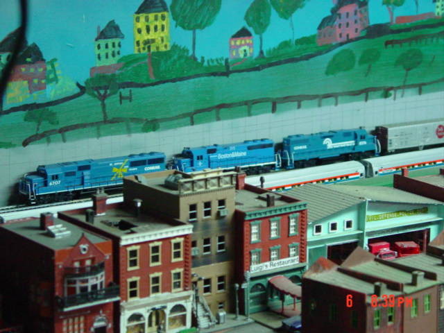 conrail sd50#6707 boston&maine gp40-2#315 and a conrail gp40-2: The ...