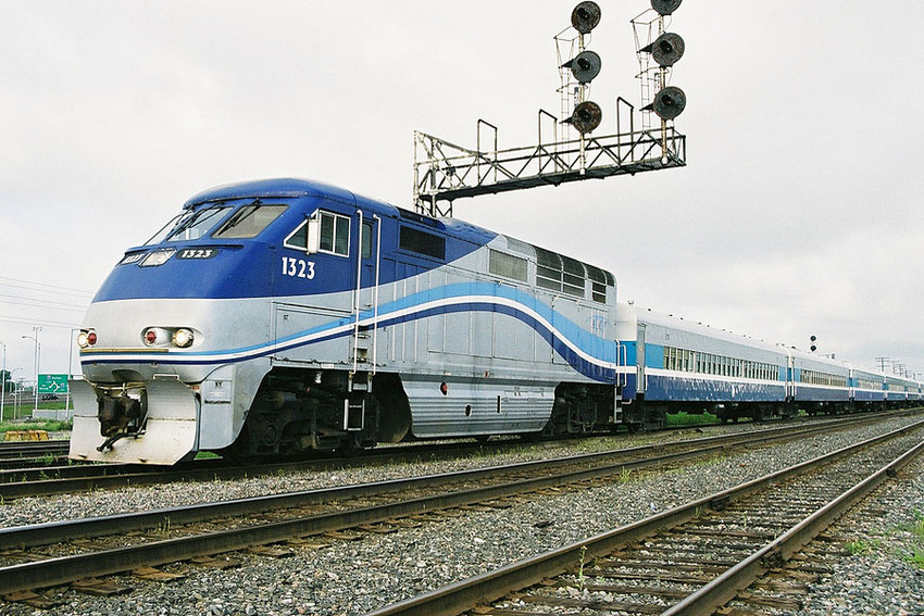 AMT 1323 (F59PHI): The GreatRails North American Railroad Photo Archive