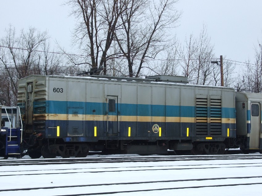 Amt 603 Power car: The GreatRails North American Railroad Photo Archive