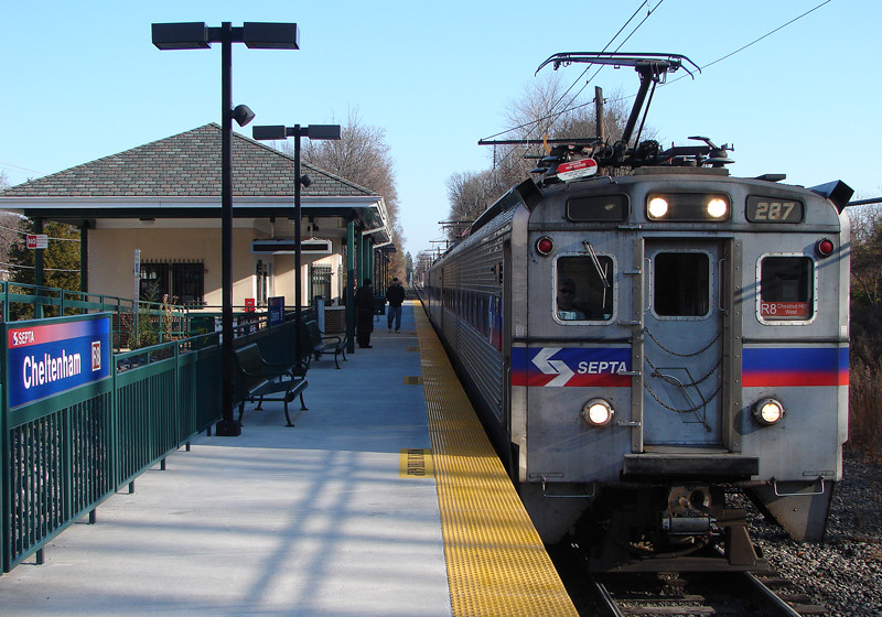 SEPTA R8 - Cheltenham Station - Philadelphia, PA.: The GreatRails North ...