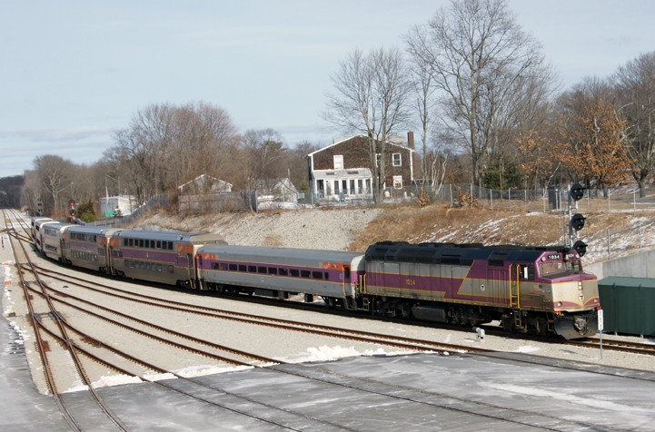 Approaching the platform at Greenbush: The GreatRails North American ...
