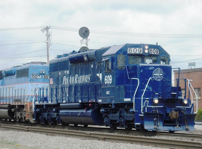 WASE MEC#609 in cobalt blue paint.: The GreatRails North American ...