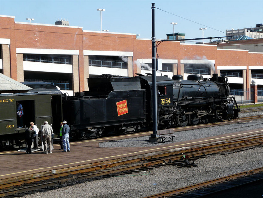 The view from the walkway: The GreatRails North American Railroad Photo ...